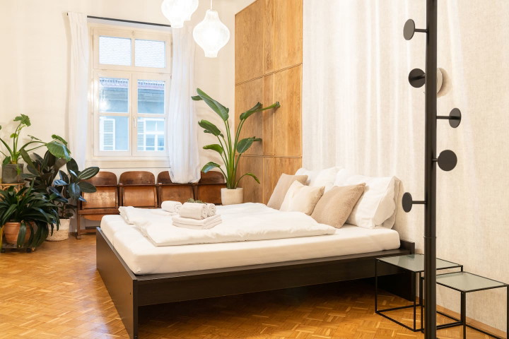 Stay At A Café | Designer Apartment - Graz