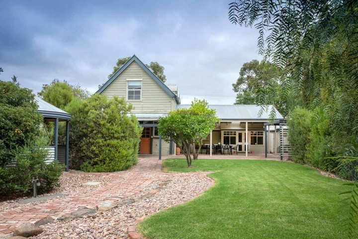 Willunga Cottage - Sleeps 6, Pool - McLaren Vale