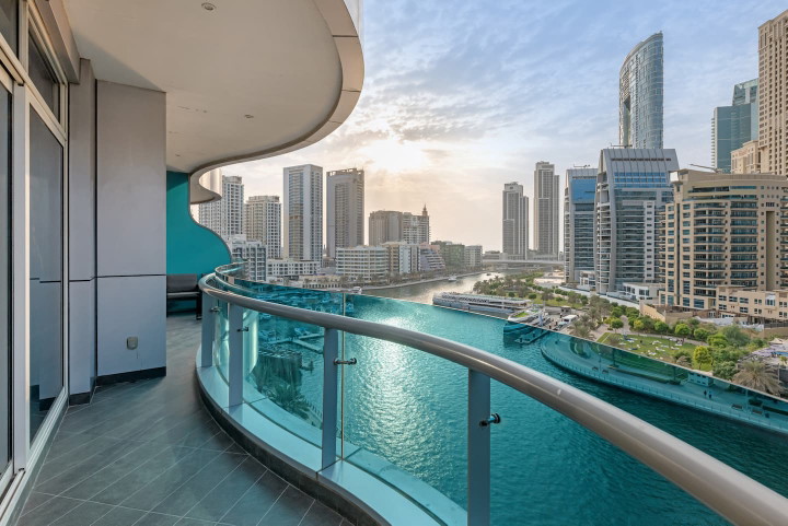 Winter Coming Best Dubai Marina Two-way Views - Dubai