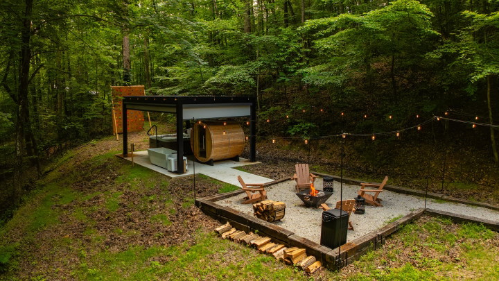 Cold Plunge, Sauna, Hot Tub | S'more Memories - Kentucky