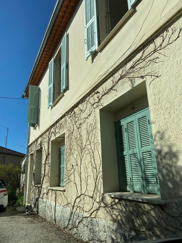 Très Jolie 3 Pieces Vence - Vence