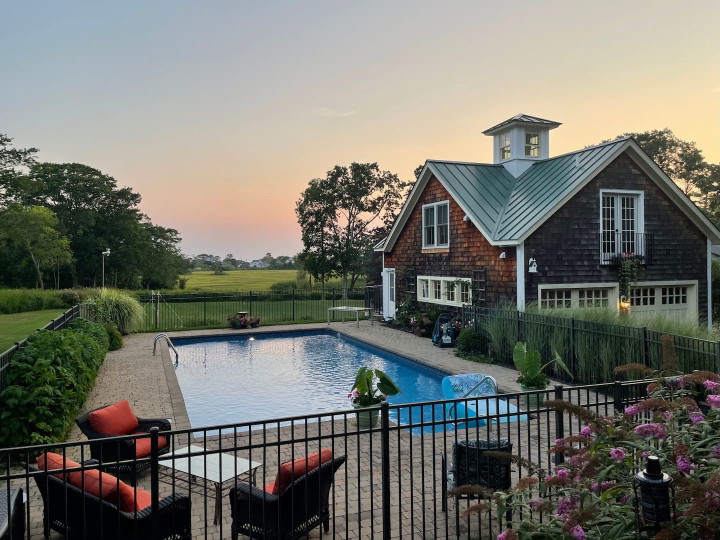 Shoreline Carriage House - Branford, CT