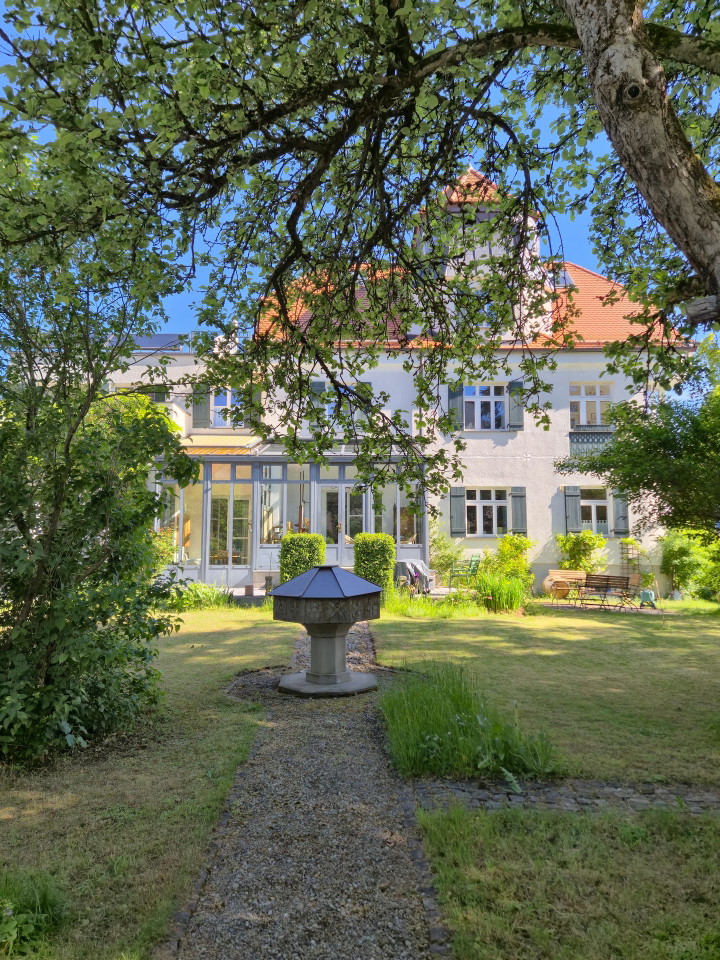 Gartenvilla I Wohnung "Leda" Mit Dachterrasse - Füssen