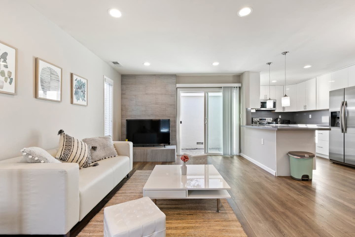 Jane's Home (H2) | 2b Home Free Parking & Ac - Santa Clara, CA