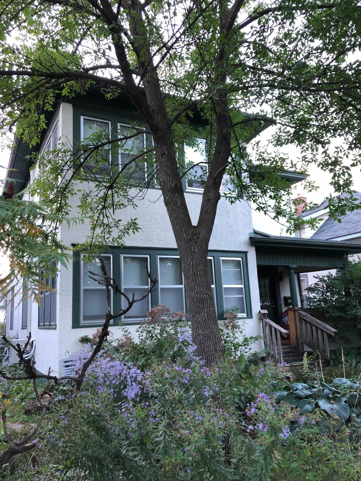 Upper Duplex In The Heart Of Uptown - Minneapolis, MN