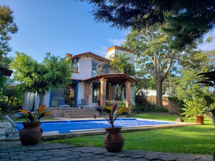 Hermosa Casa En Tepoztlan Con Estacionamiento - Tepoztlán