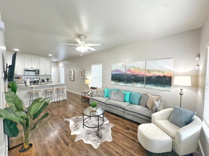The Urban Retreat - Edmond, OK