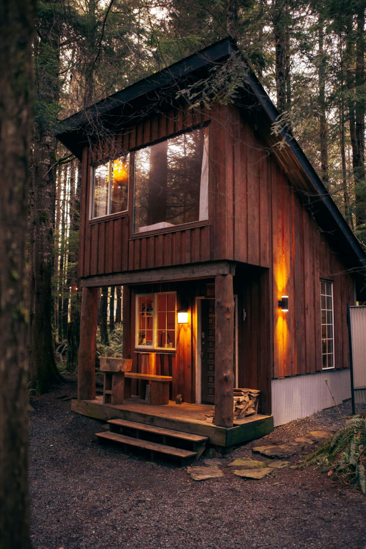 Ferngully Cabins: Redwood Cabin - Vancouver Island