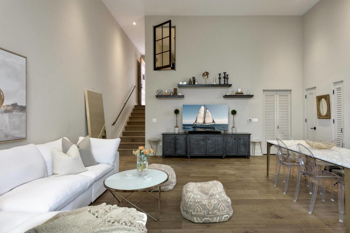 Luxury Condo In Heart Of Downtown Santa Barbara - Santa Barbara, CA
