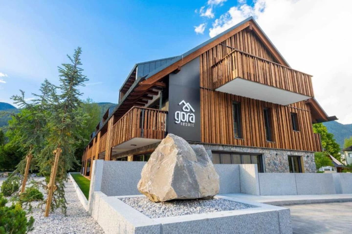 Family Apartment With Terrace And Hot Tub - Kranjska Gora