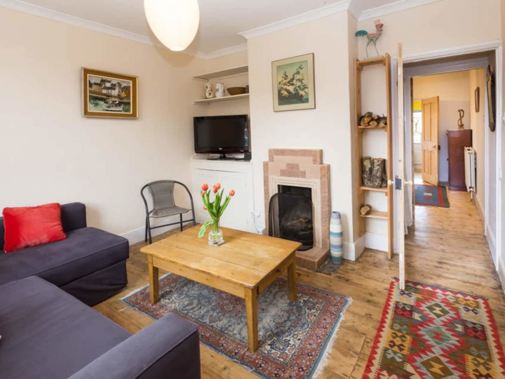 Pretty Victorian Railway Workers Cottage - Brockenhurst