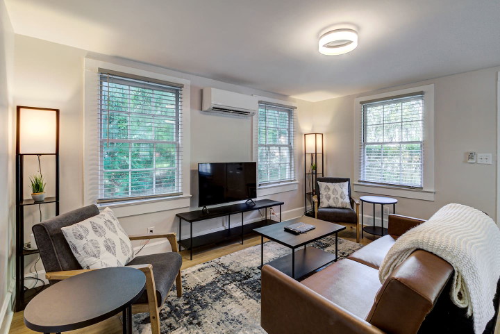Midtown Lofts, Lower Unit- Central To Everything! - Wilmington, NC