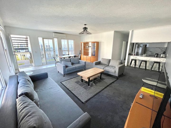 Quiet Southbank Retreat. 1 Free Car Space - St Kilda