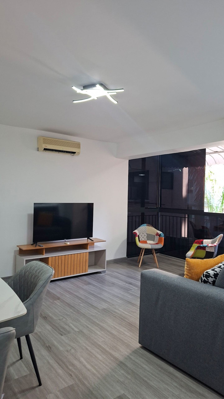 Nuevo Y Cómodo Apt En Los Palos Grandes - Caracas