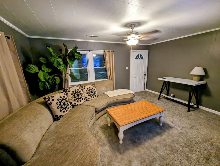 3br | Fully Fenced Front & Back Yards | Fast Wifi - Evansville, IN