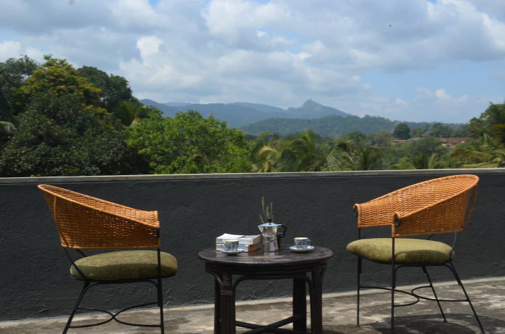 Siri Villa Kandy | Mountain View Wifi Kitchen - Kandy