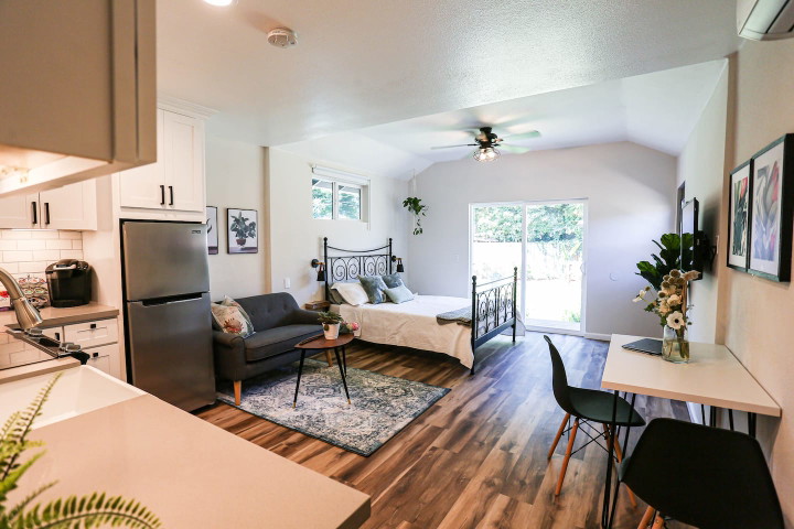 Lovely New Studio,  Full Kitchen, Close To Disney. - Brea, CA