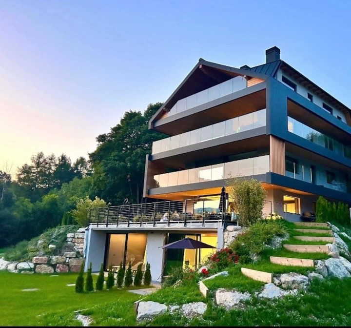 Glam Haus: Panoramic - Folgaria