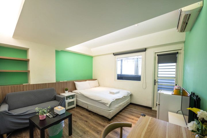 Ximen Mrt 5mins #Wsstudio, 2 Ppl (With Balcony) - Chine