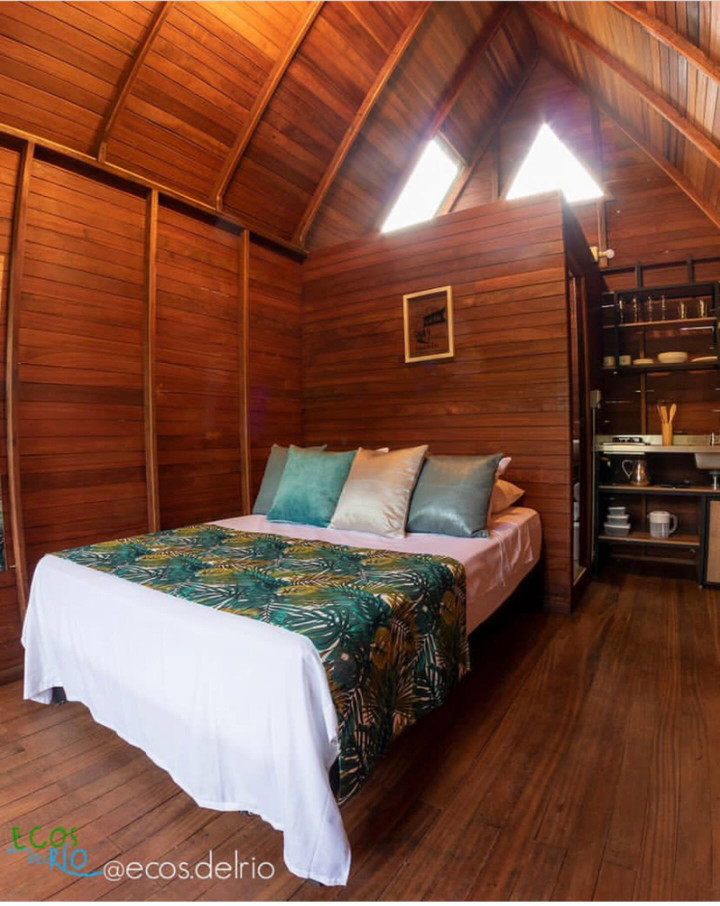 Ecos Del Río Cabaña Turpiales (River Echoes Cabin) - San Carlos