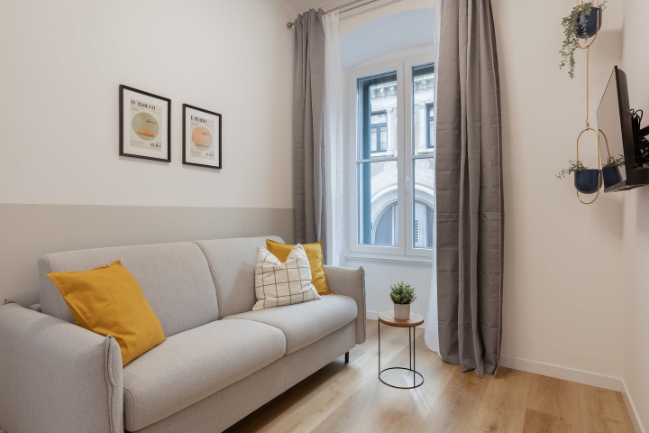 Elegant Apartment In The Heart Of Trieste - イタリア トリエステ