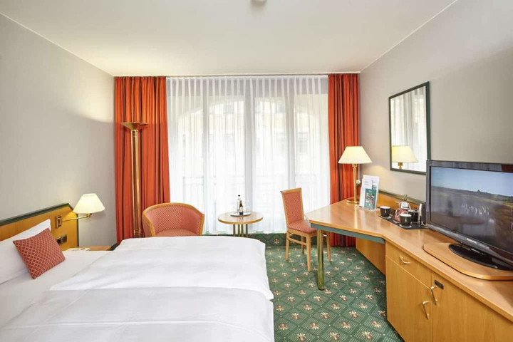 Double Room Leipzig | Transit Pass Included - Leipzig