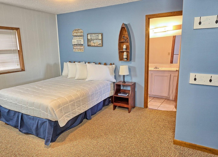 Lake Barkley Townhouse Waterfront | Sleeps 10 - Kentucky Lake
