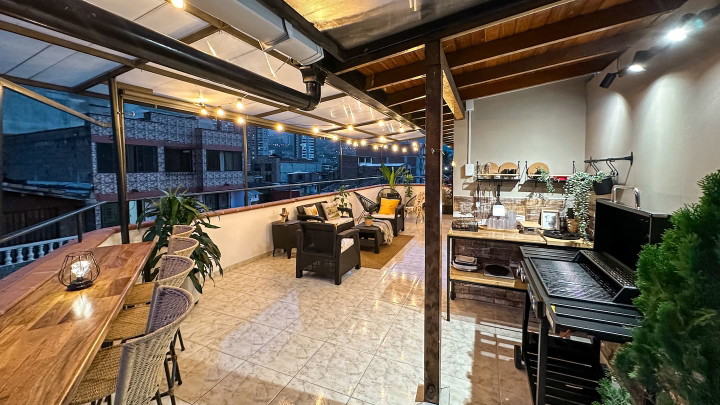 Appartement Exclusif/terrasse-bbq/ 2 Min Du Parque Ppal. Joli - Copacabana