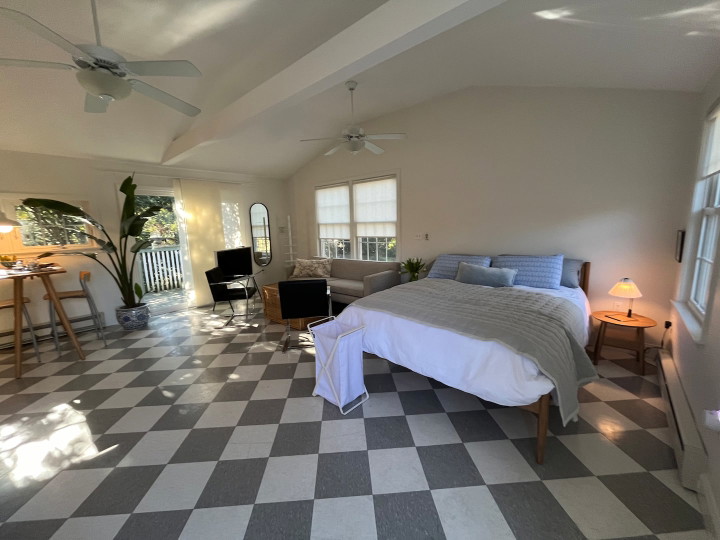 Beautiful Studio - < 15 Mins 2 Downtown & Brown - Providence, RI