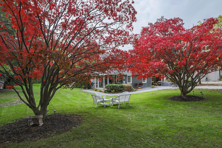 3 Bedroom/ 3 Bathrooms/ 2 Decks- Guest Occupancy - Niagara-on-the-Lake