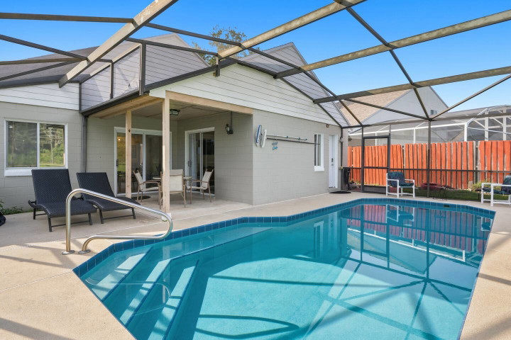 Lake View 3br Villa W/ Pool  15 Min To Disney - Kissimmee, FL