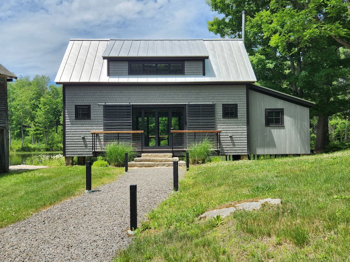 Historic Coopers' Barn | Waterfront Retreat - Greenfield, NH