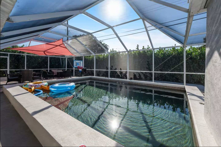 Maison Avec Piscine Chauffée Près Du Port, Des Plages Et De L'usssa Kennedy - Merritt Island, FL