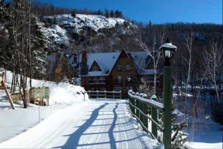 Ski-in/ski-out Chalet Submerged In Nature - Mont-Tremblant
