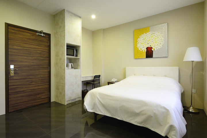 Furnished Cbd Studio Near Mrt With Housekeeping - Singapore