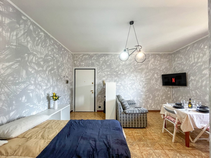 Casa Maddalena [Clerici Theater, Parking, Metro] - Brescia