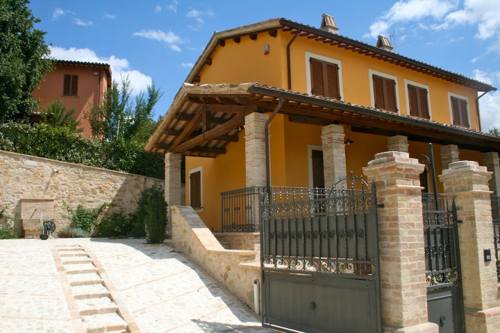 Ancienne Ferme Avec Piscine Entre Foligno Et Assise - Foligno