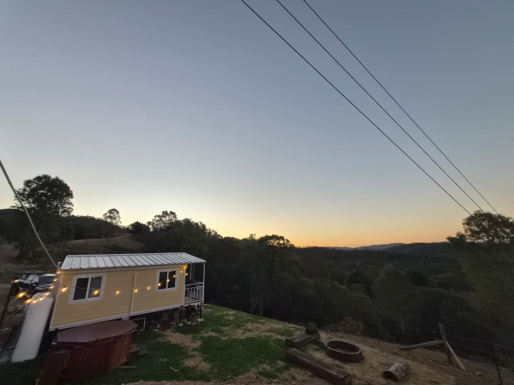 Country Cottage Of Yesteryear - Brisbane