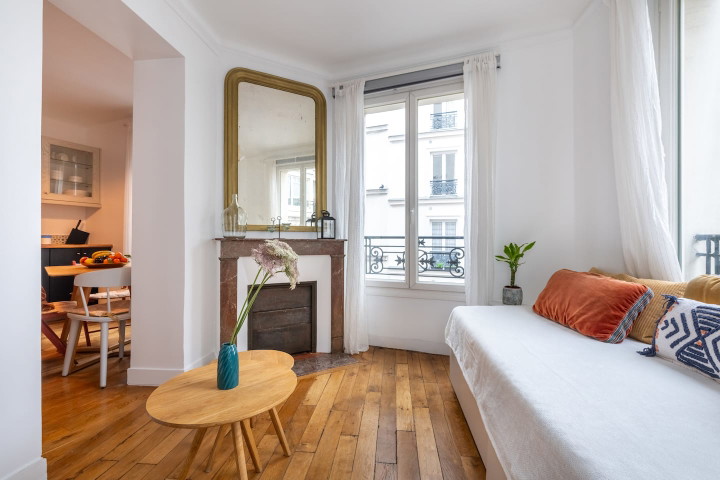 Superbe Apartement Avec Vue à 270 Degrès Sur Rue - Paris 10e Arrondissement
