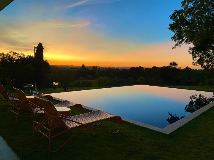 Incredible Country House Sale - Americana