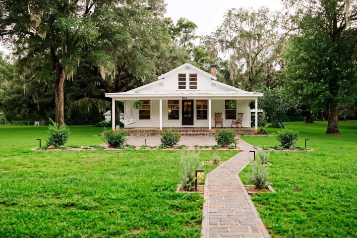 Old Place Inverness - 1926 Farmhouse - Inverness, FL