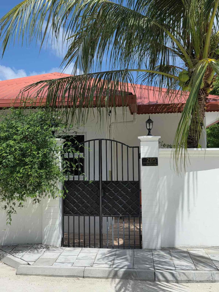Stay At Kuda Huvadhoo, Dhaalu Atoll, Maldives - Maldives