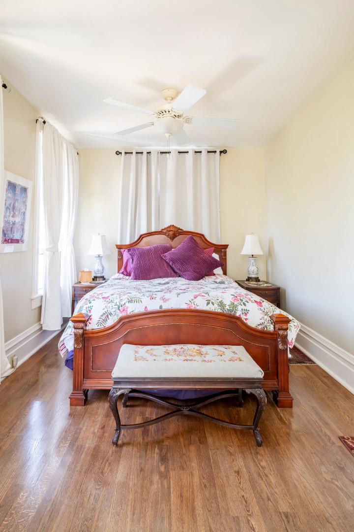 Historic Luxurious Victorian, Garden View Room - Napa, CA