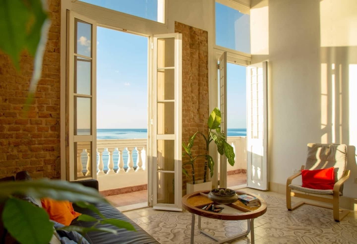 Havana Oceanfront. (No Black-out/up To 18 Pax) - Havana