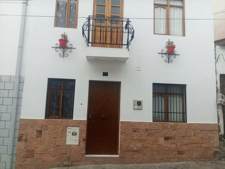 Lupita 2 - Sucre