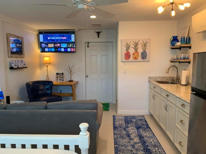 Come Join Us At The "Breezy Corner"! - Kill Devil Hills, NC