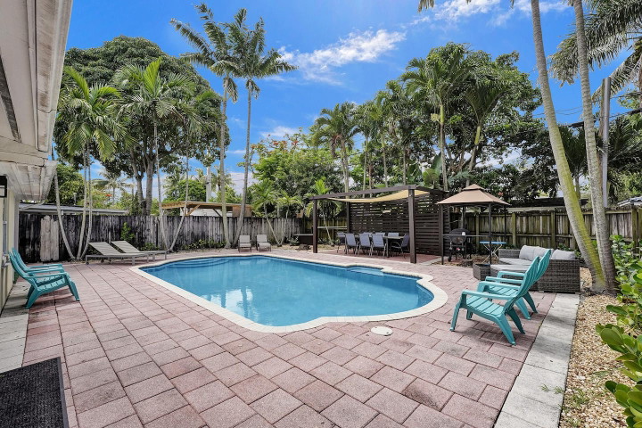 Charming 3 Bedrooms House With Heated Pool & Grill - Margate, FL