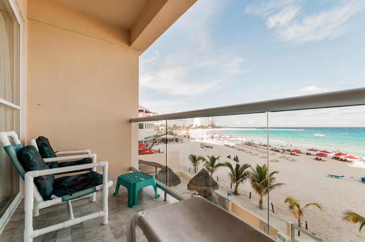 Caribbean Paradise Beach Cancun - Cancún