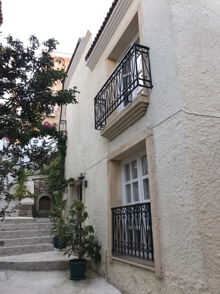ÇEşme çArşıda Yer Alan Lux 1+0 Stüdyo Daire - Çeşme