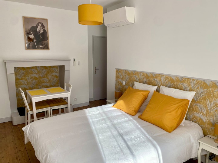 Independent Studio In Blaye Center - Blaye